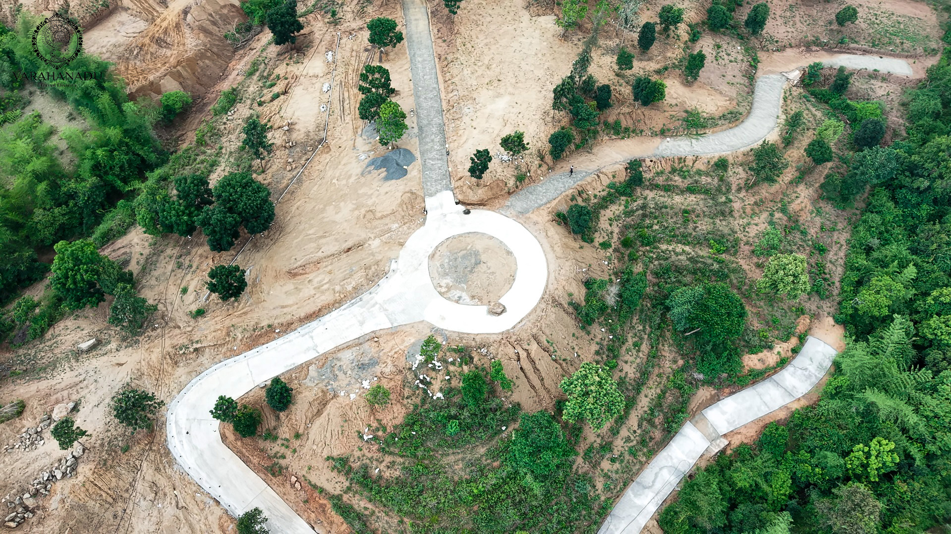 Varaha Nadu – Farm Plots & Villas in Sholayur, Anaikatti